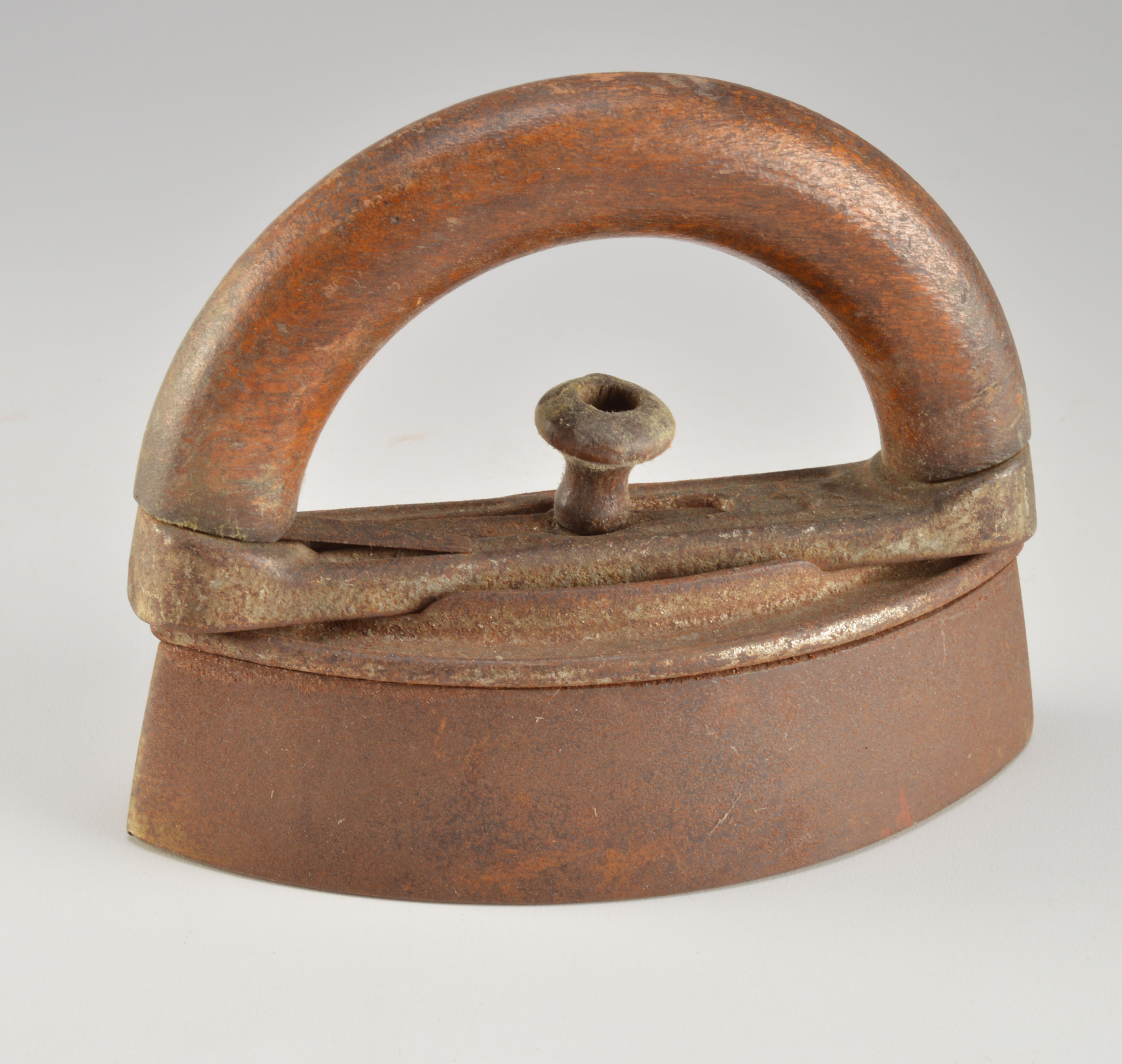 Collection of Cast Iron Primitive Items | EBTH