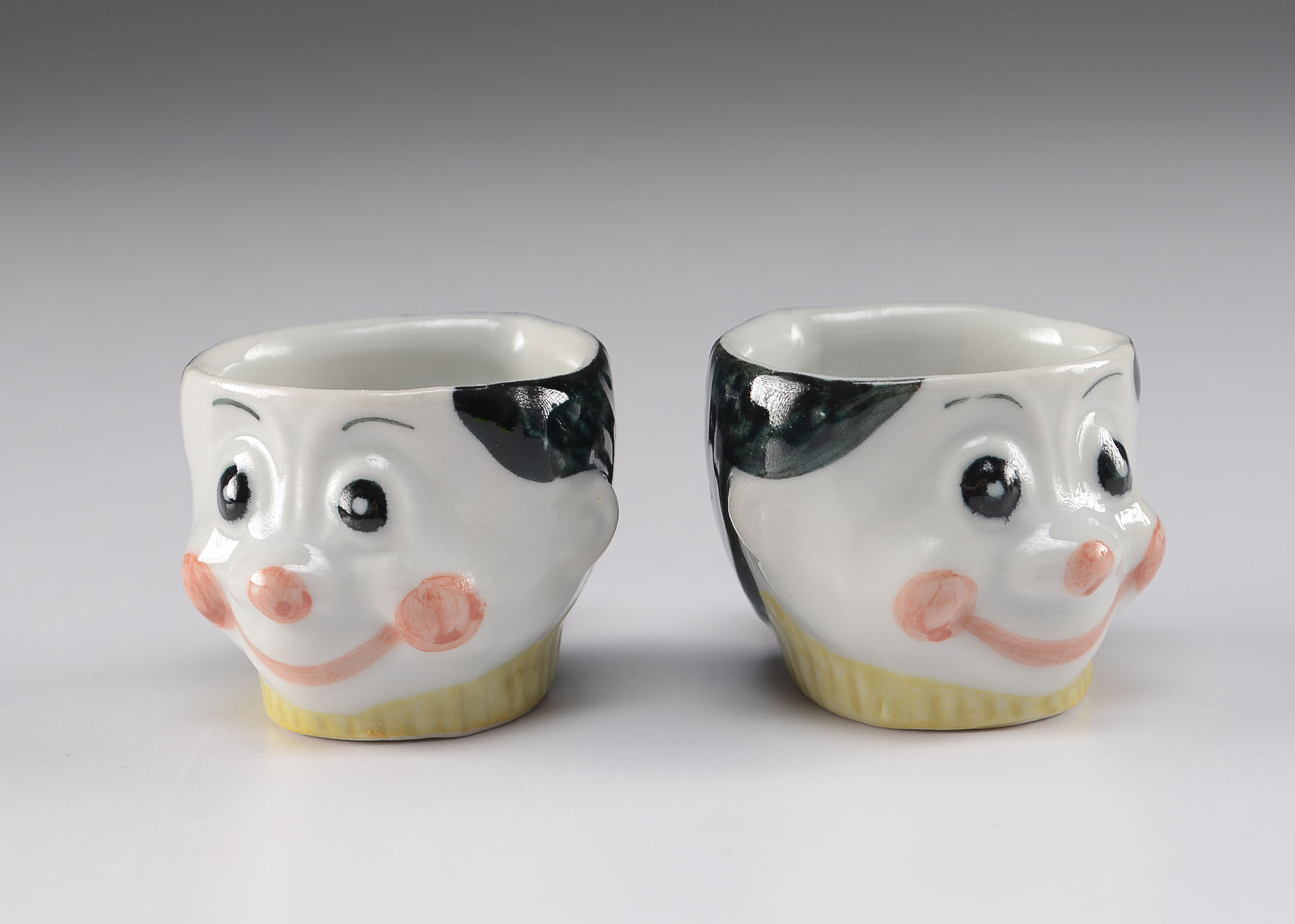 Adorable Vintage Clown Child's Tea Set | EBTH