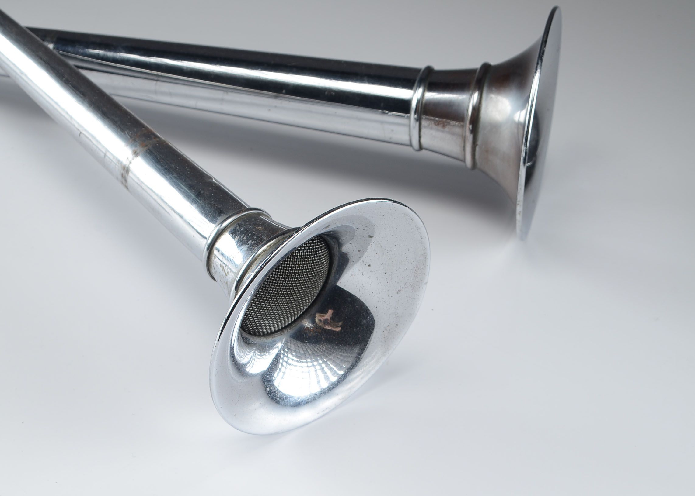 Pair of Vintage Fire Truck Horns | EBTH