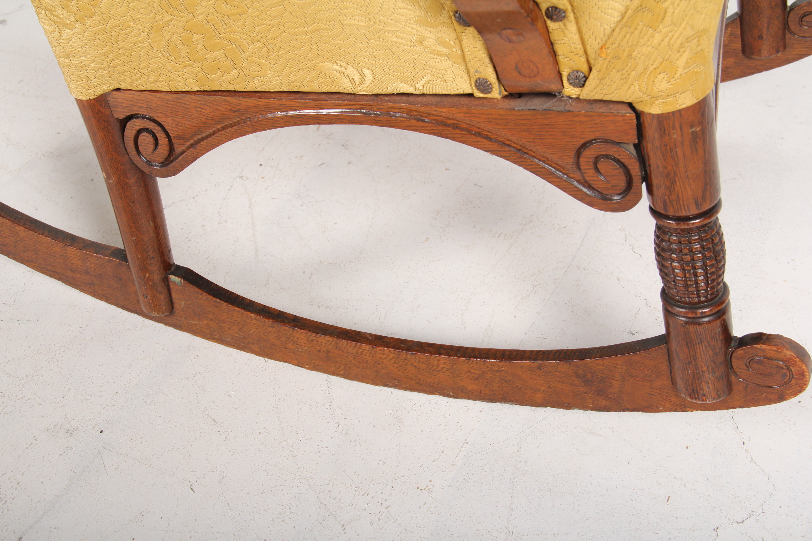 Antique Victorian Benjamin Franklin Hand-Carved Rocking Chair : EBTH