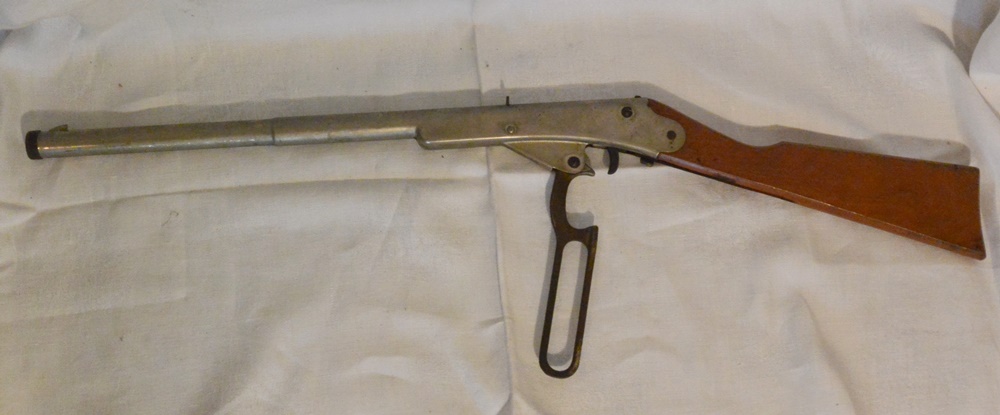 Crosman 160 Gas Powered Pellet Gun and Daisy Model 36 BB Gun | EBTH