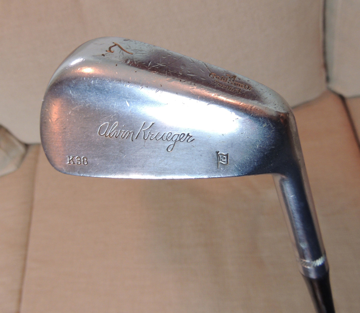 Eleven Vintage Wooden Shaft and Bamboo Golf Clubs | EBTH