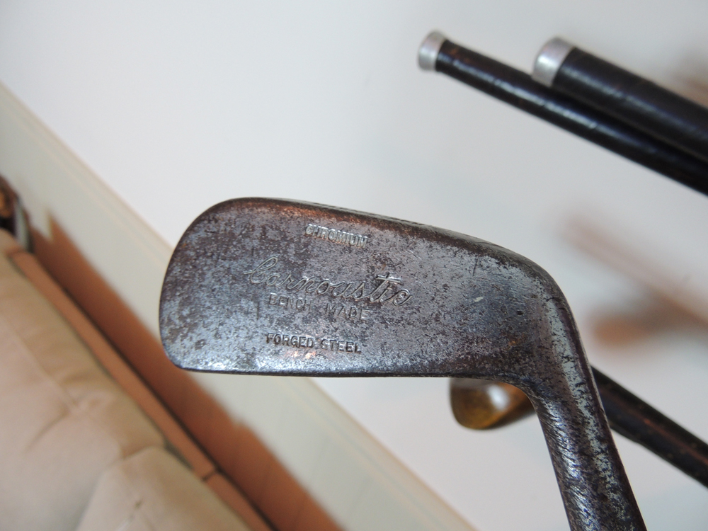 Eleven Vintage Wooden Shaft and Bamboo Golf Clubs | EBTH