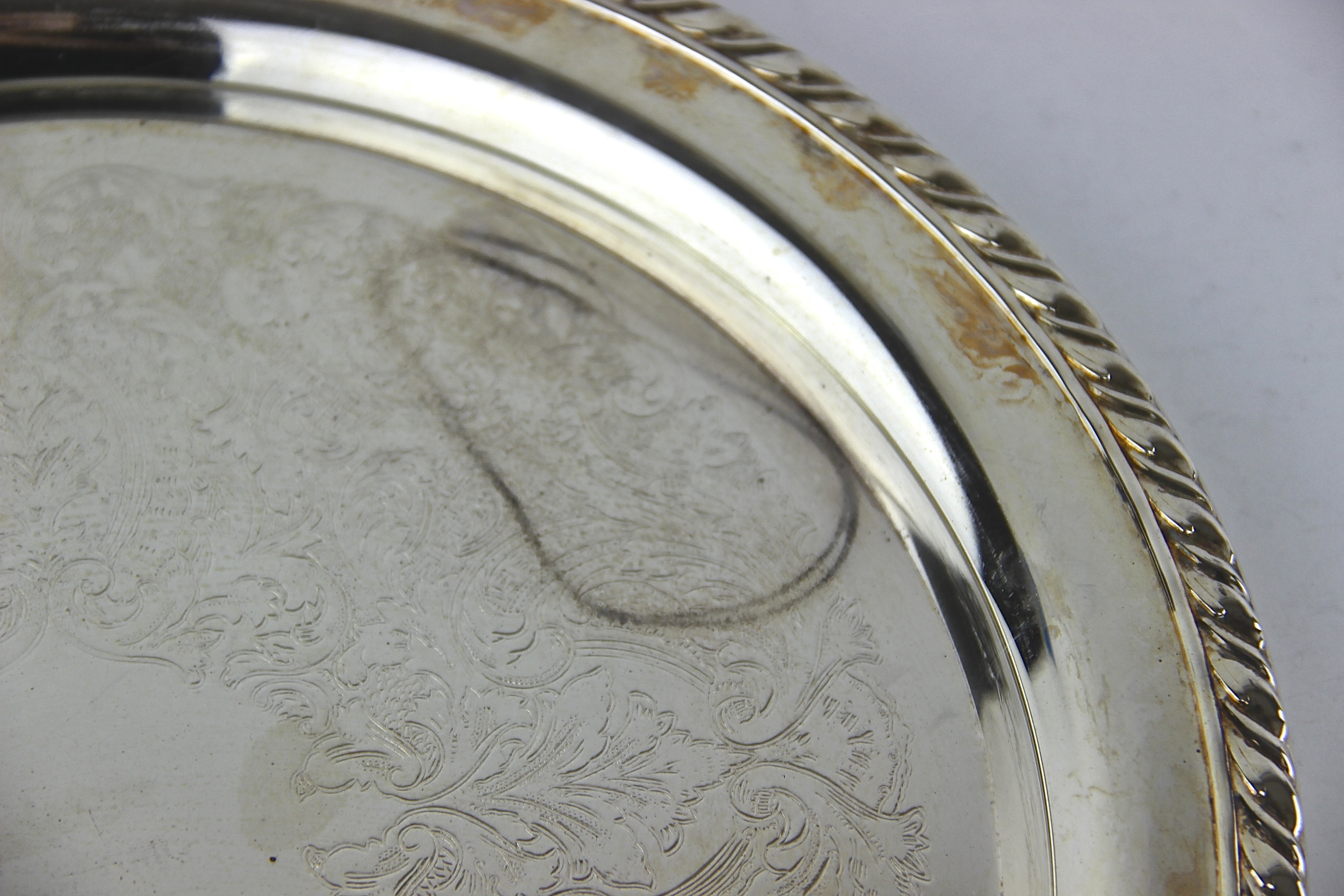 Large Oneida Silverplate Tray | EBTH
