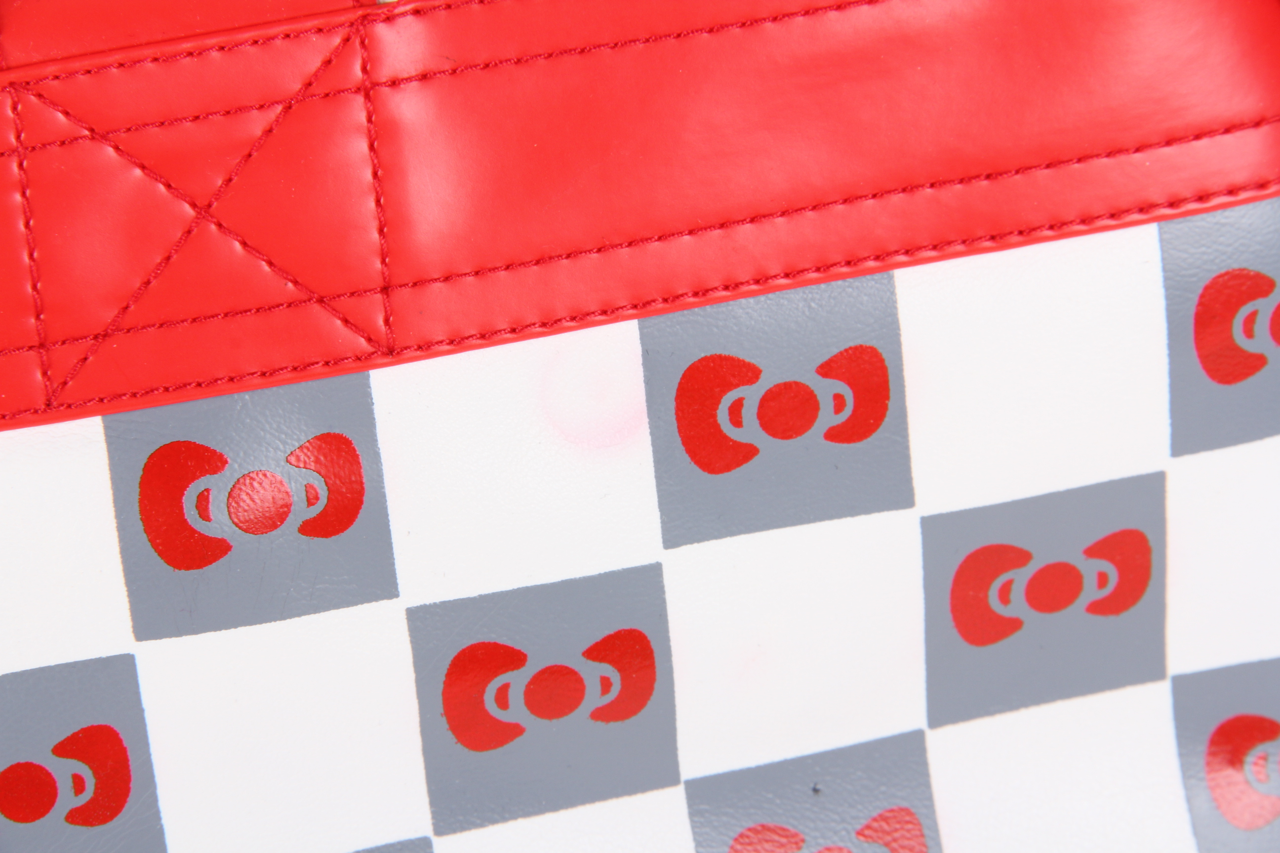 Hello Kitty Gym Bag | EBTH