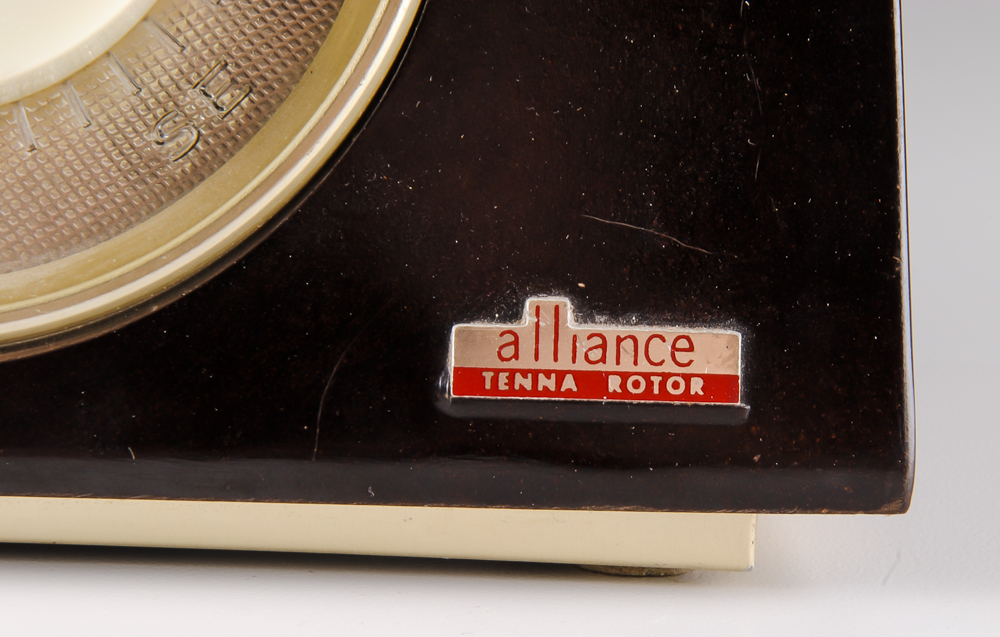 Vintage TV "Tenna Rotor" and TV Timer | EBTH