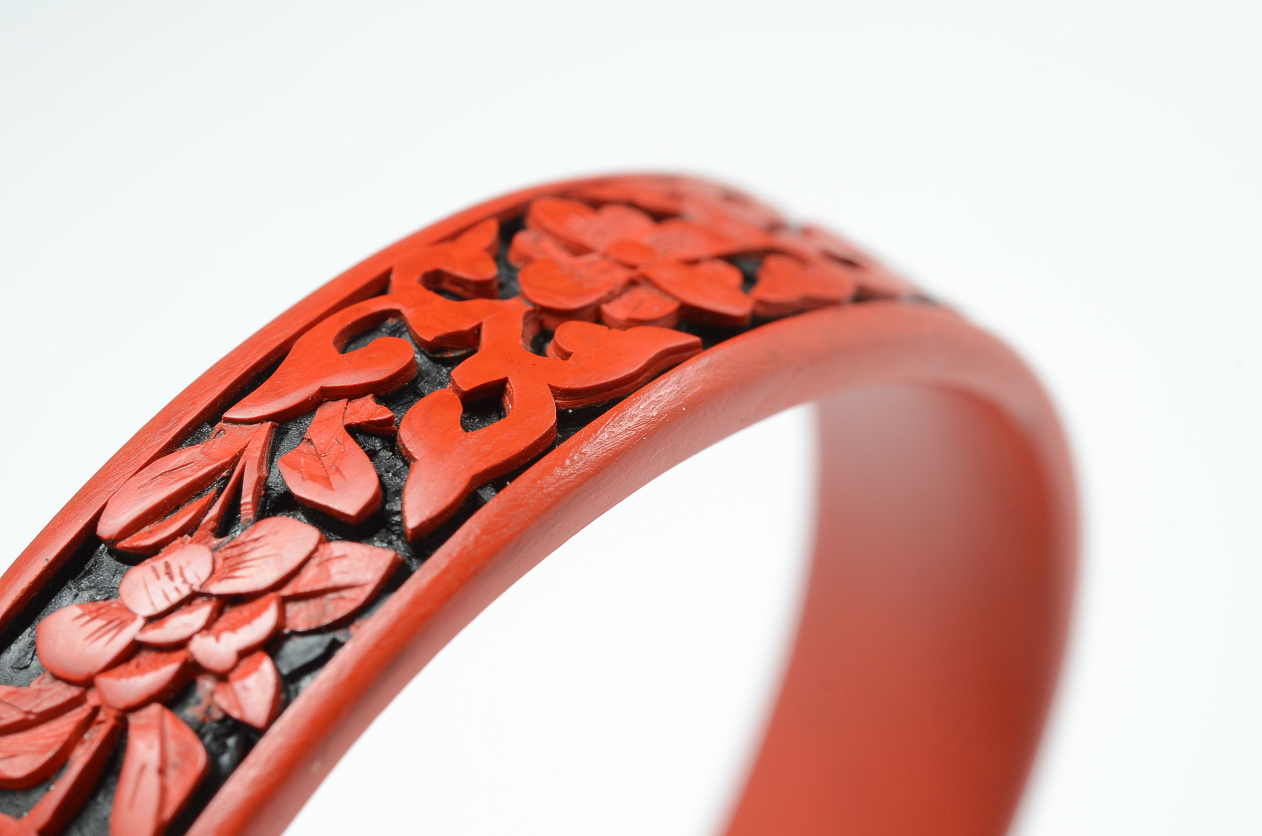 Chinese Cinnabar Hand Carved Bangle | EBTH