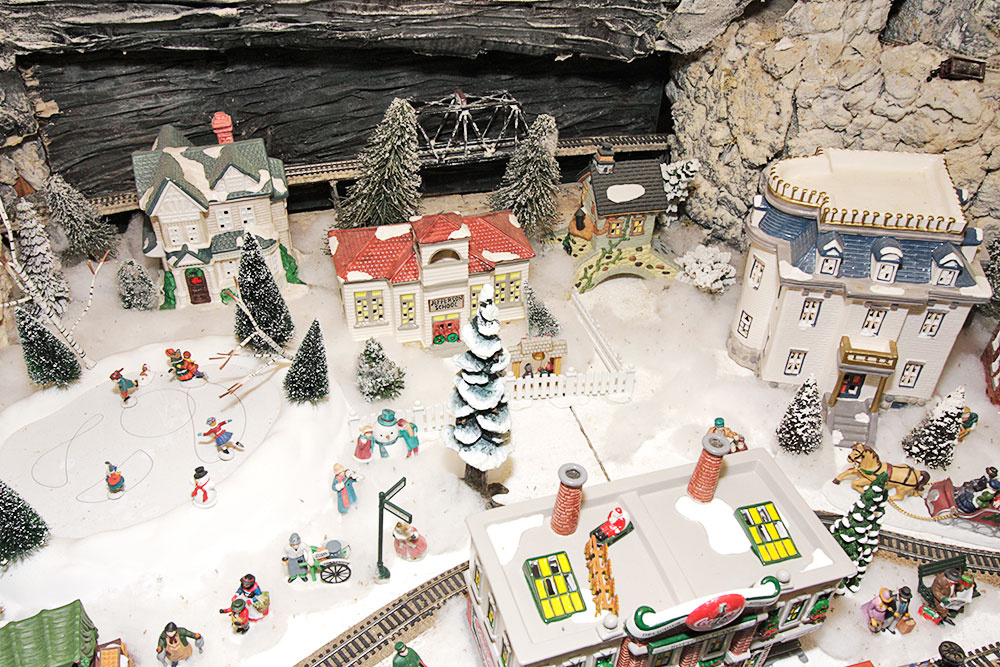 Winter Wonderland Train Set | EBTH