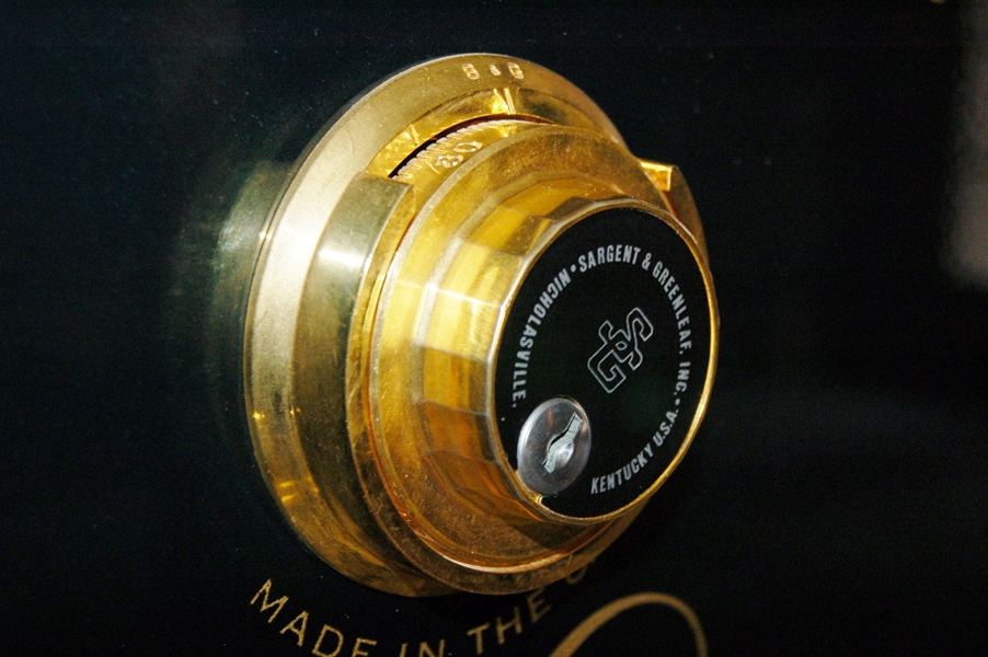 National Security Gun Safe with Sargent & Greenleaf Lock | EBTH