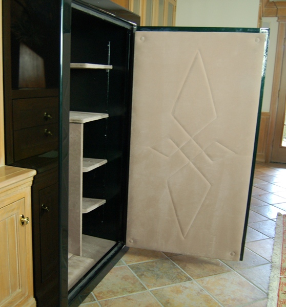 National Security Gun Safe with Sargent & Greenleaf Lock | EBTH