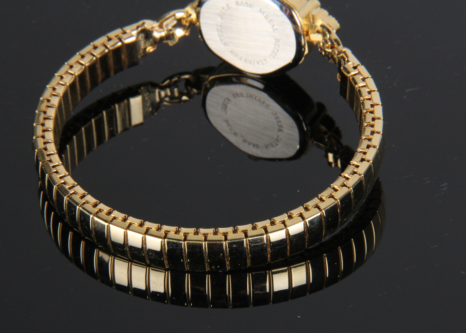 Women's Vintage Collezio Wrist Watch | EBTH