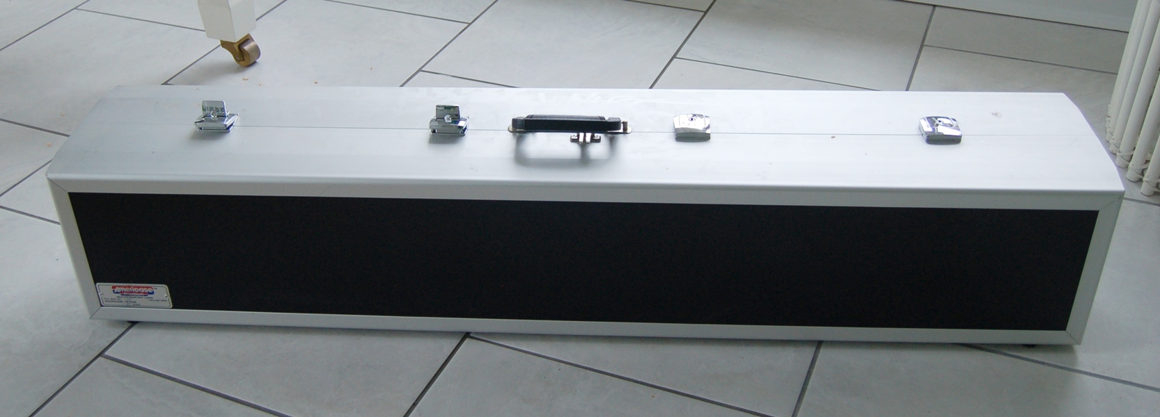 Americase Premium Aluminum Hard Shell Rifle Case | EBTH