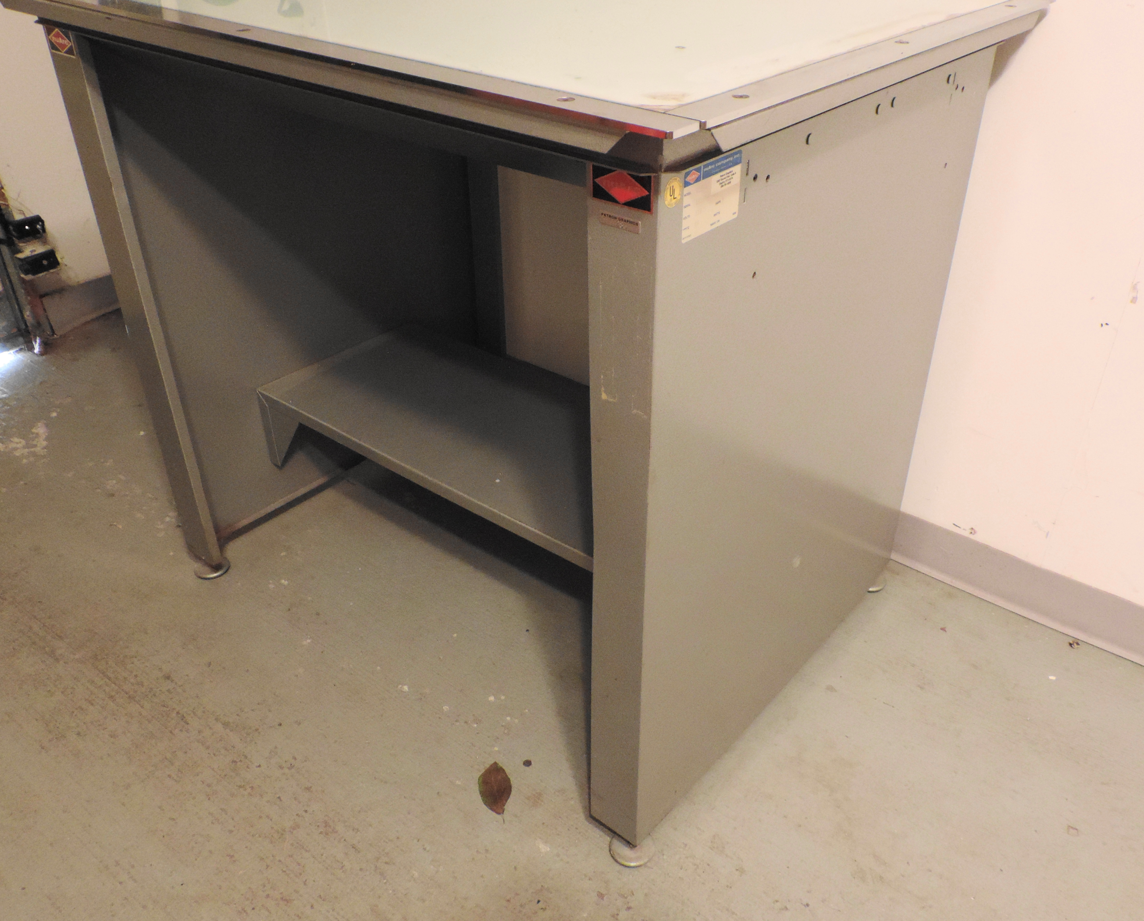 NuArc Light Table | EBTH