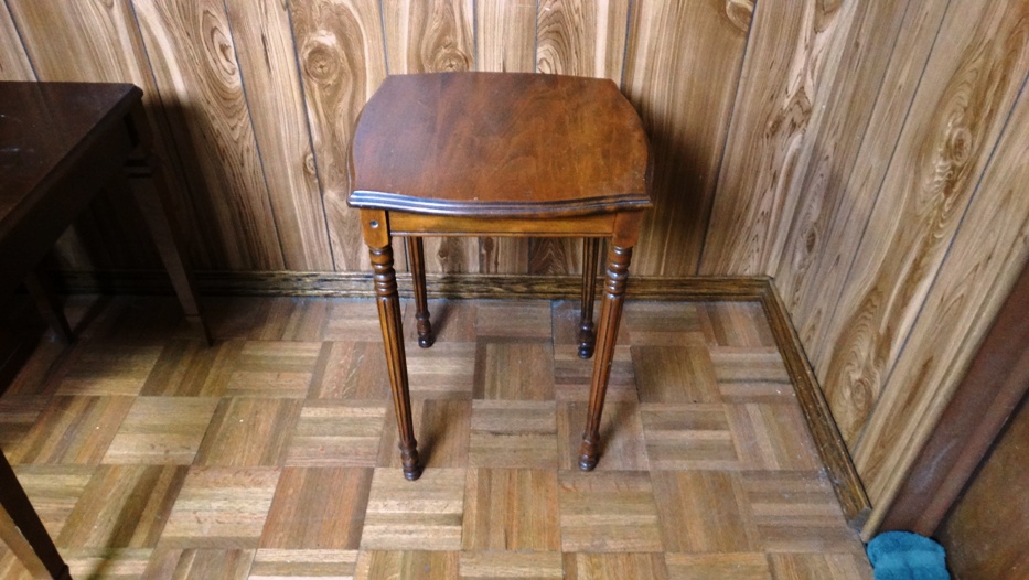 Pair of Small Vintage Wood Tables | EBTH