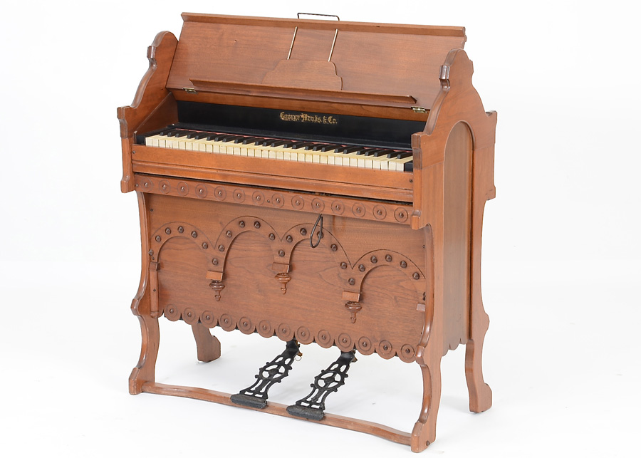 Victorian Parlor Organ | EBTH