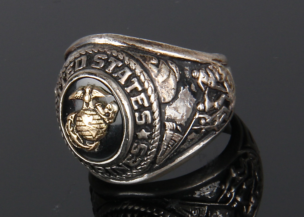 United States Marine Corps Emblem Ring in Sterling Silver | EBTH