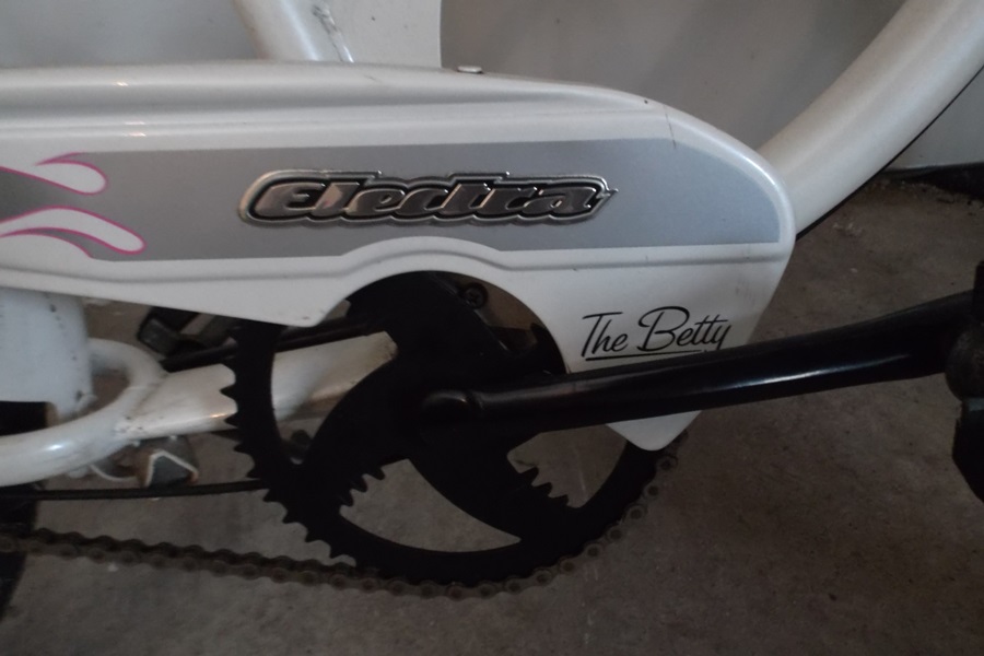 "The Betty" Cruiser Bike by Electra | EBTH