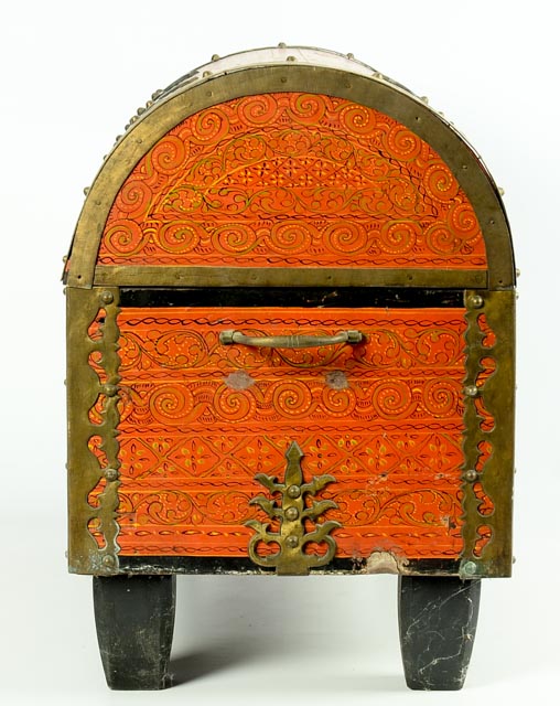 Hand-Painted Indian Trunk from Rajasthan | EBTH