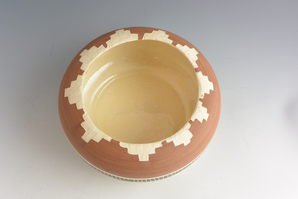Ute Mountain Indian Tribe Pottery Bowl Signed C. House | EBTH