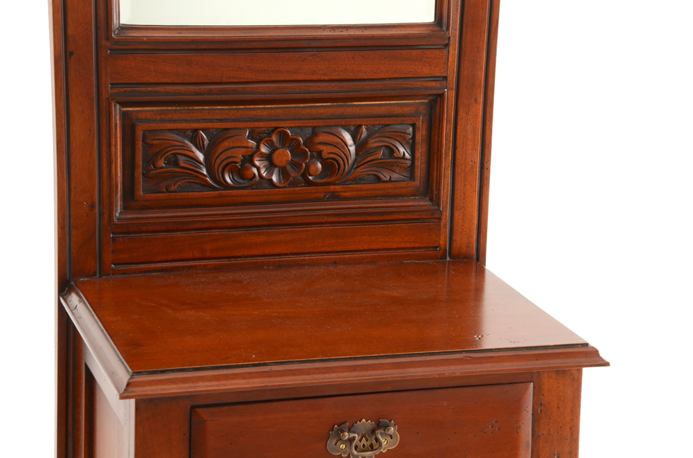 Mahogany Hall Tree | EBTH