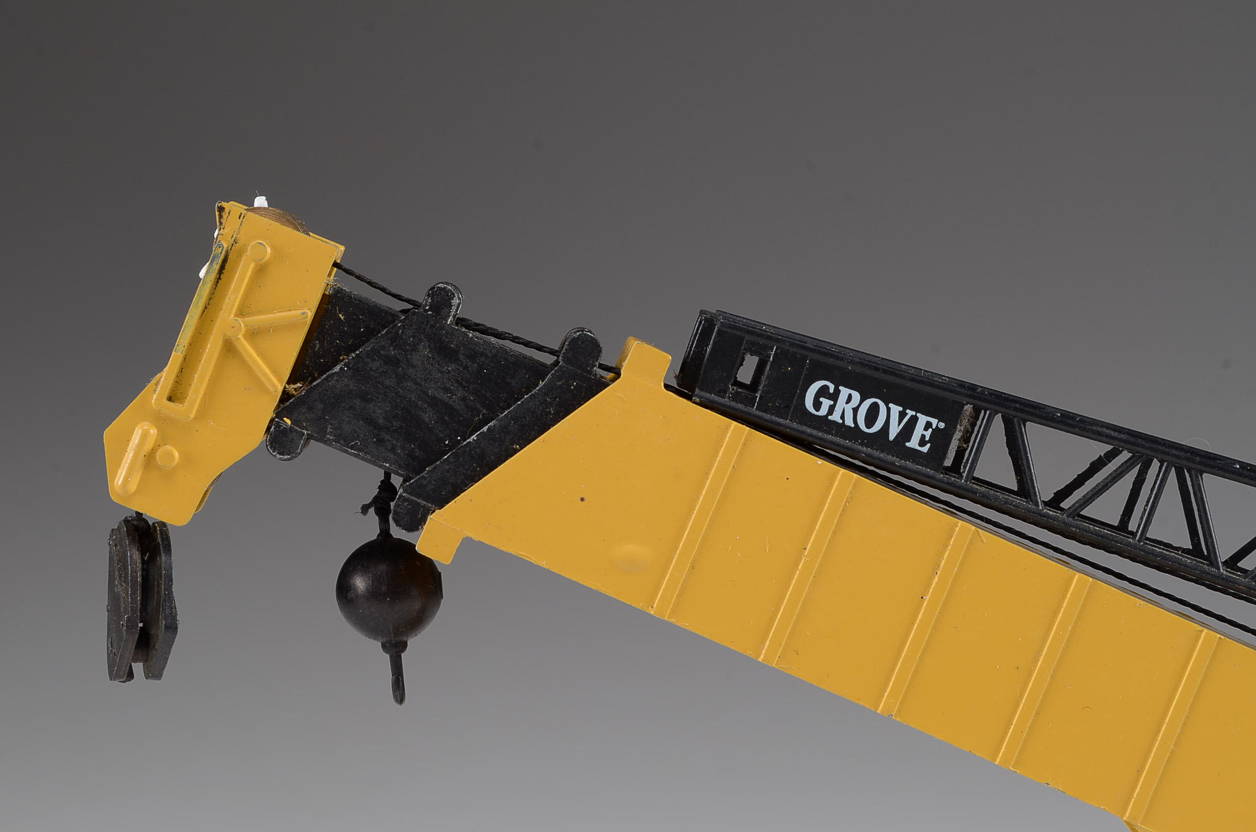 Model Carrier-Mounted Hydraulic Crane | EBTH