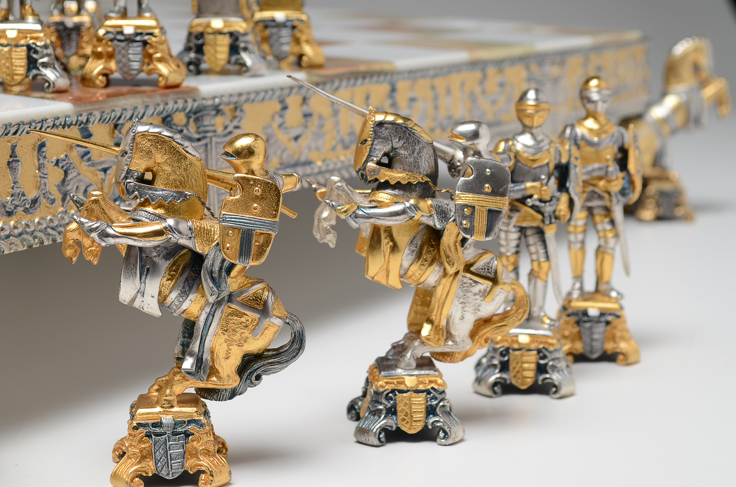 Piero Benzoni Medieval 24K Gold and Silver Plate Chess Set | EBTH