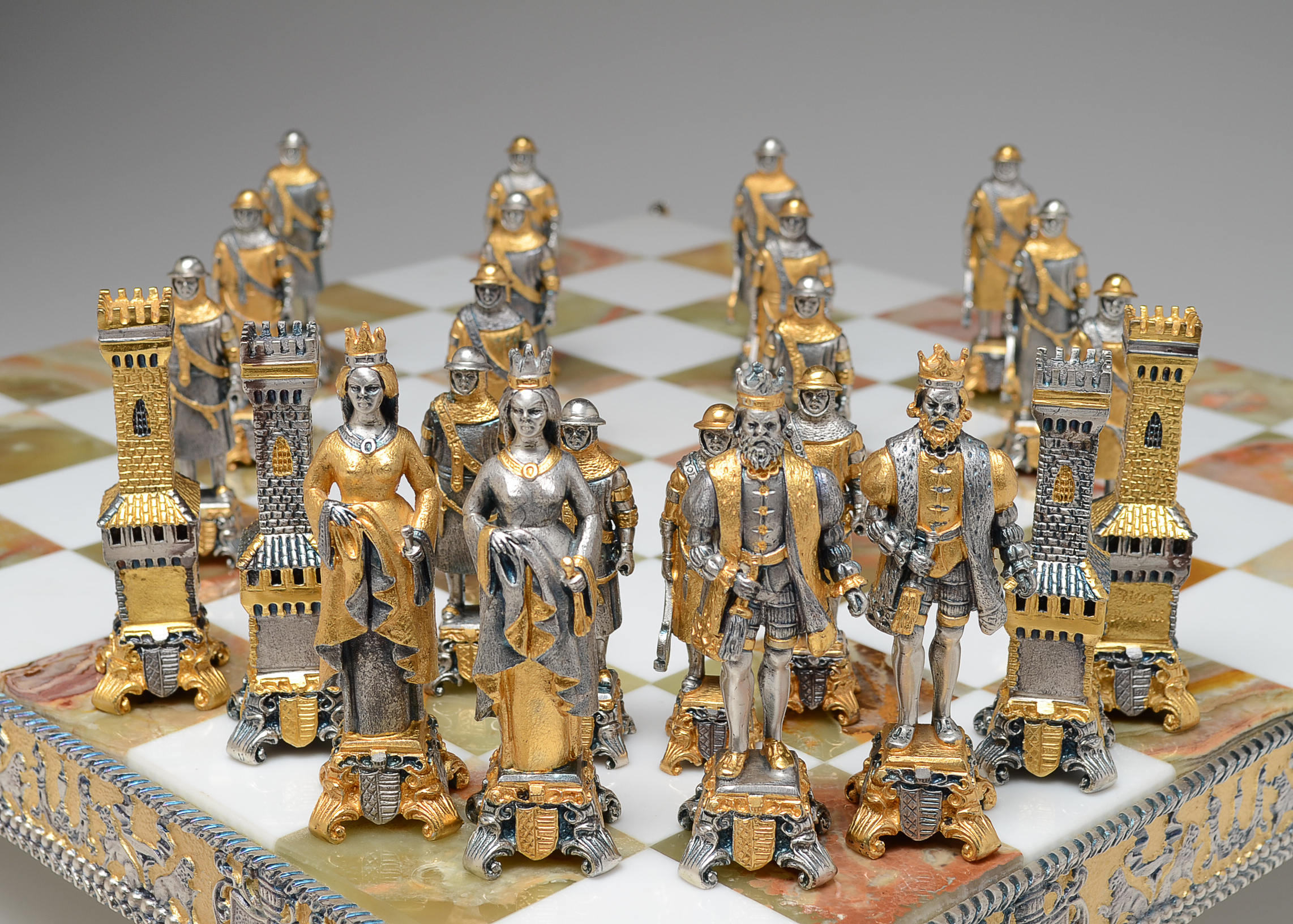 Piero Benzoni Medieval 24K Gold and Silver Plate Chess Set | EBTH