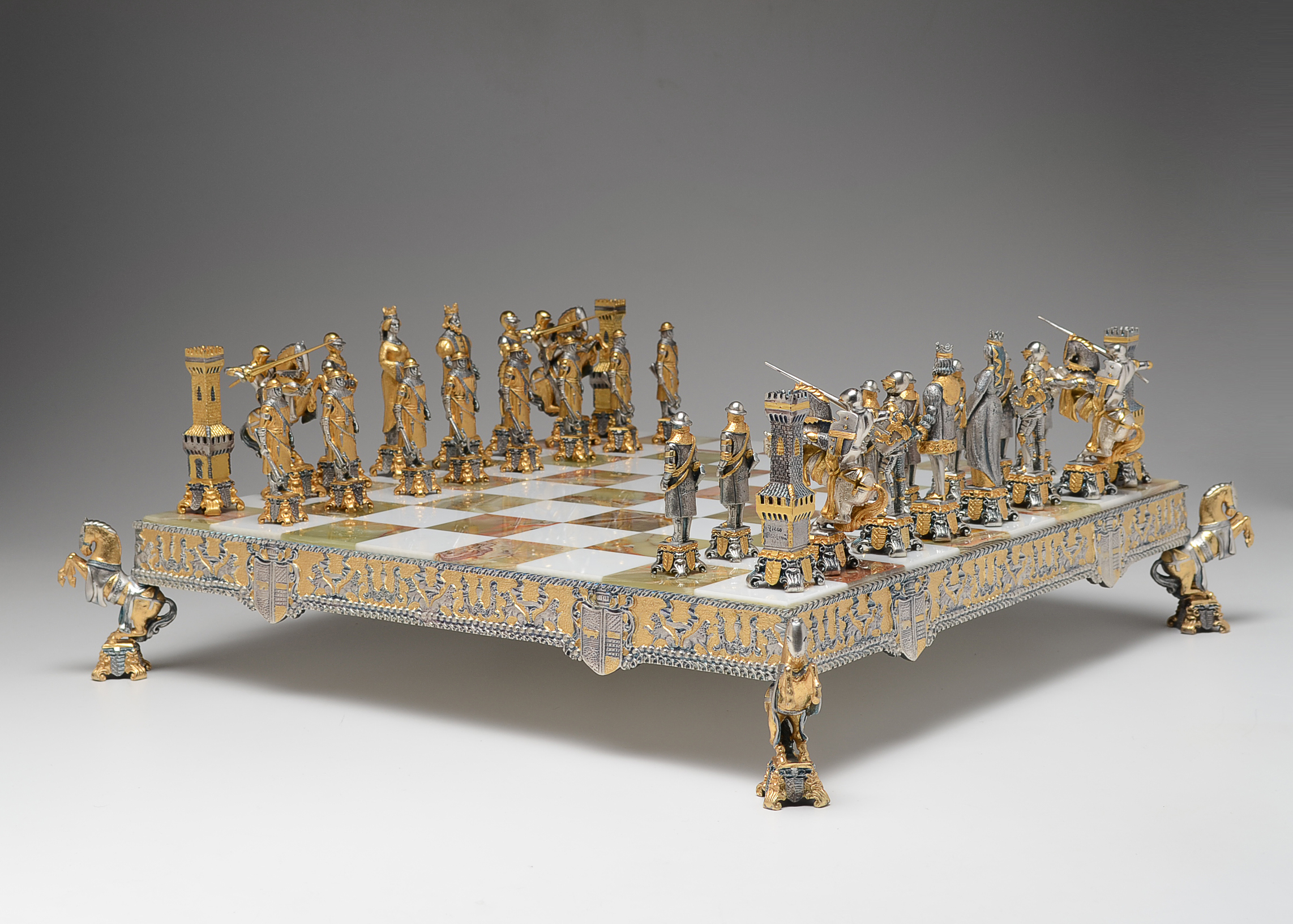 Piero Benzoni Medieval 24K Gold and Silver Plate Chess Set | EBTH