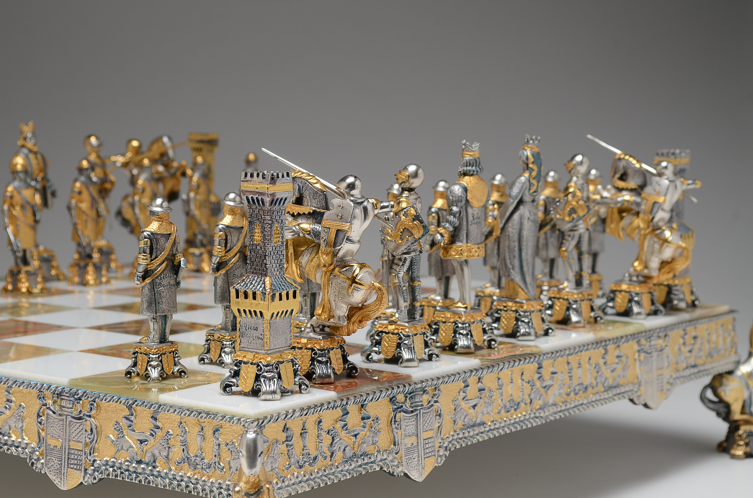 Piero Benzoni Medieval 24K Gold and Silver Plate Chess Set | EBTH