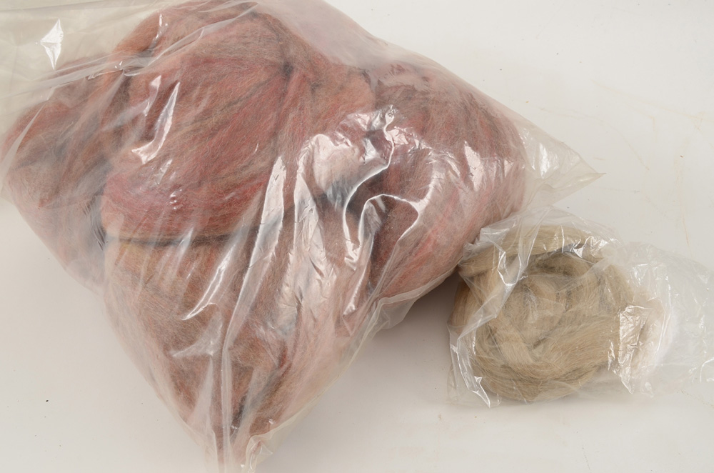 Vintage Haldane Spinning Wheel and Accessories | EBTH