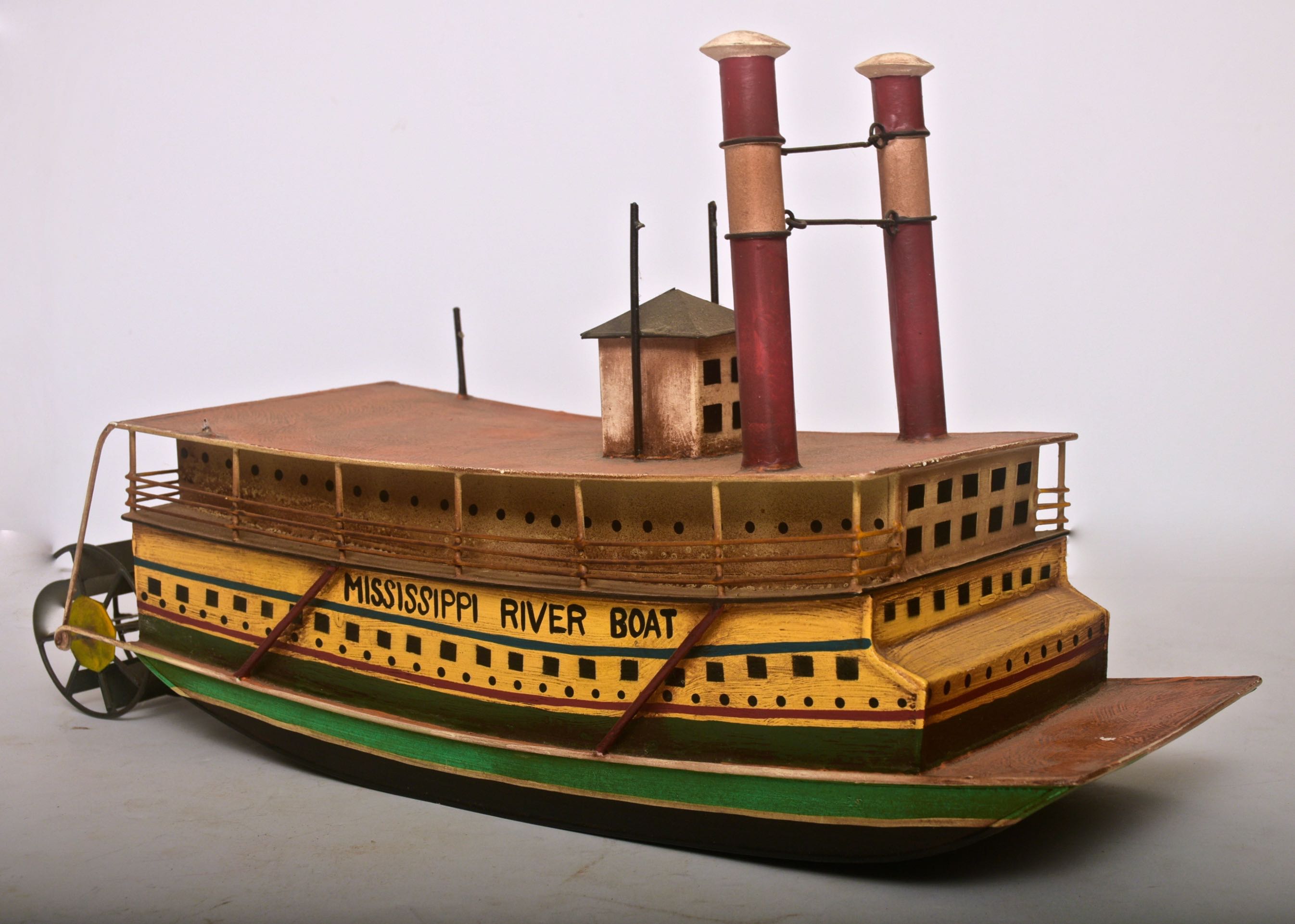 Mississippi Paddle Boat Model | EBTH