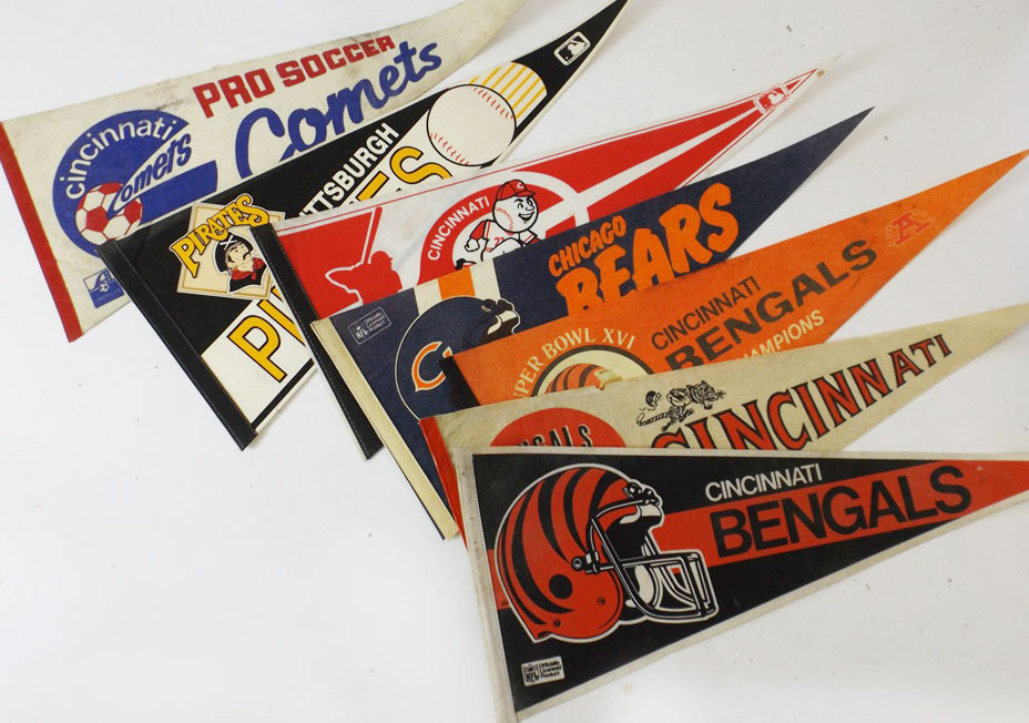 Sports Pennants | EBTH