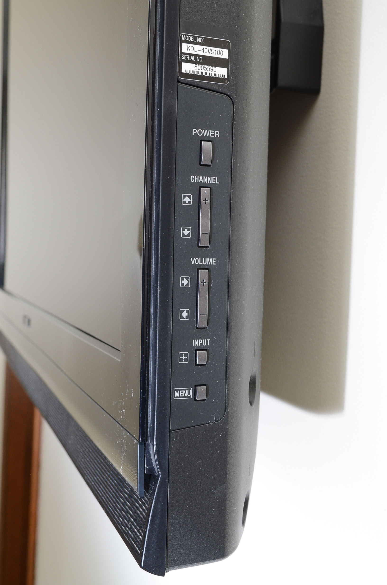 Sony Bravia 40" Flat Screen Television - KDL-40V5100 | EBTH