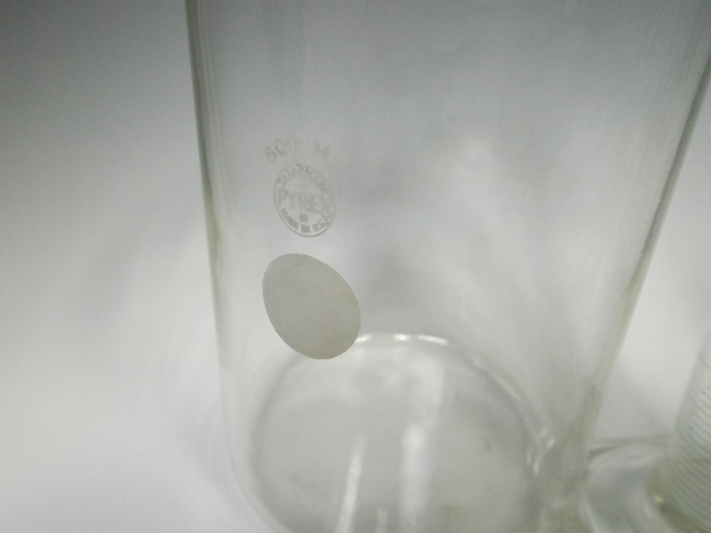 Pyrex Labware | EBTH