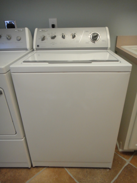 Whirlpool Gold Washer and Dryer | EBTH