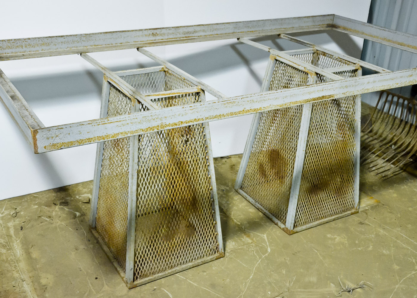 Industrial Metal Table Frame | EBTH