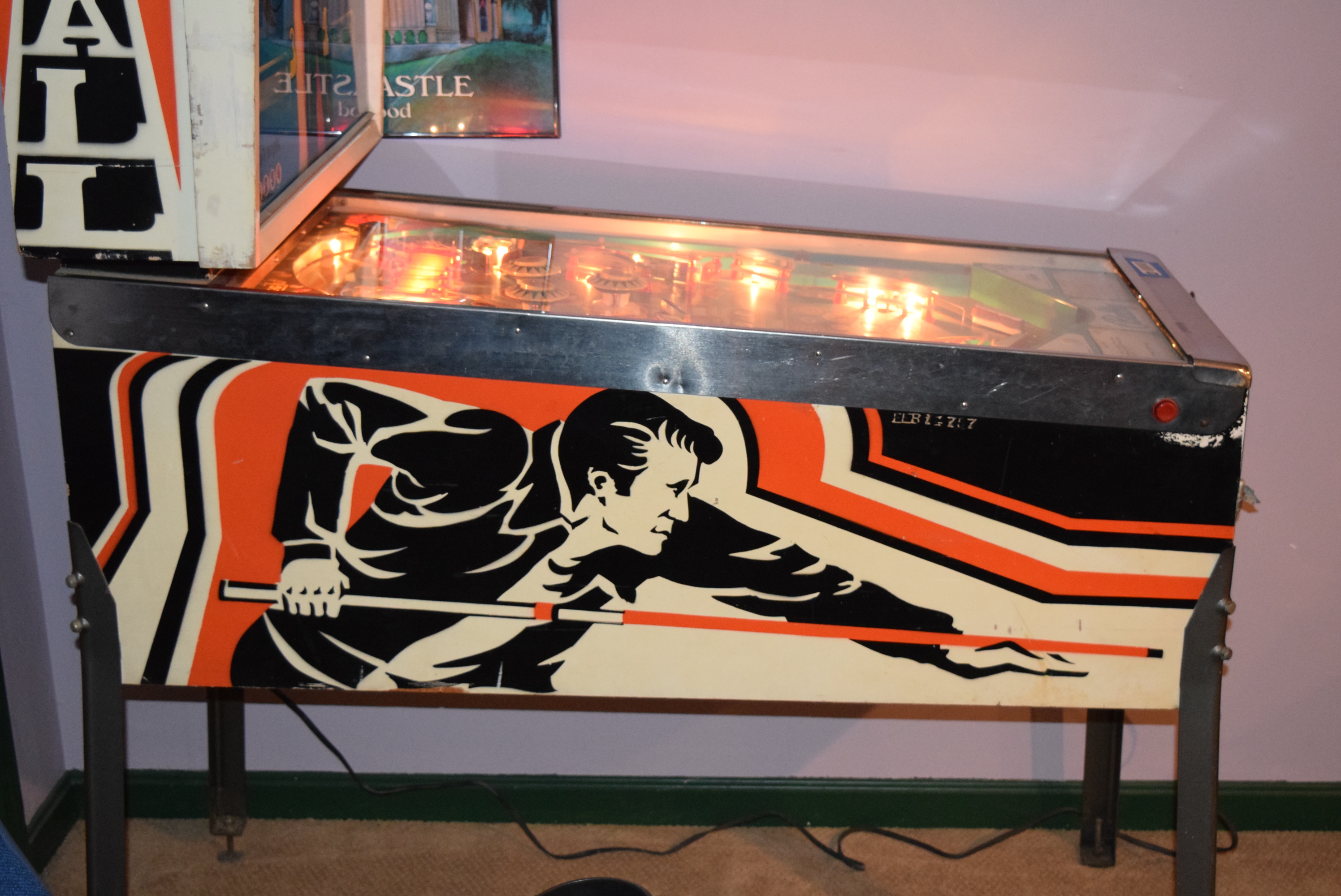 Vintage Bally "Eight Ball" Pinball Machine | EBTH