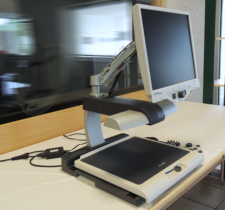 Merlin Enhanced Vision Reading Magnifier | EBTH