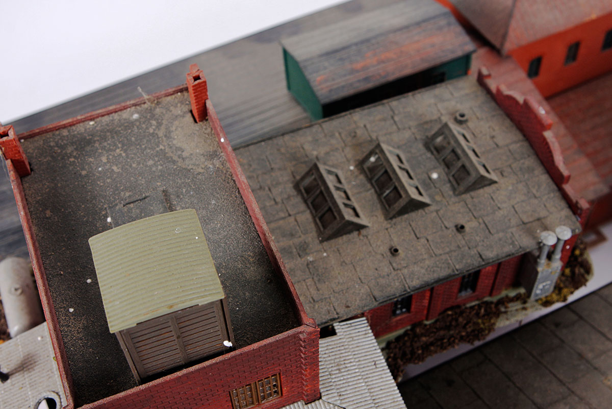 Collection of HO Scale Factory Buildings | EBTH