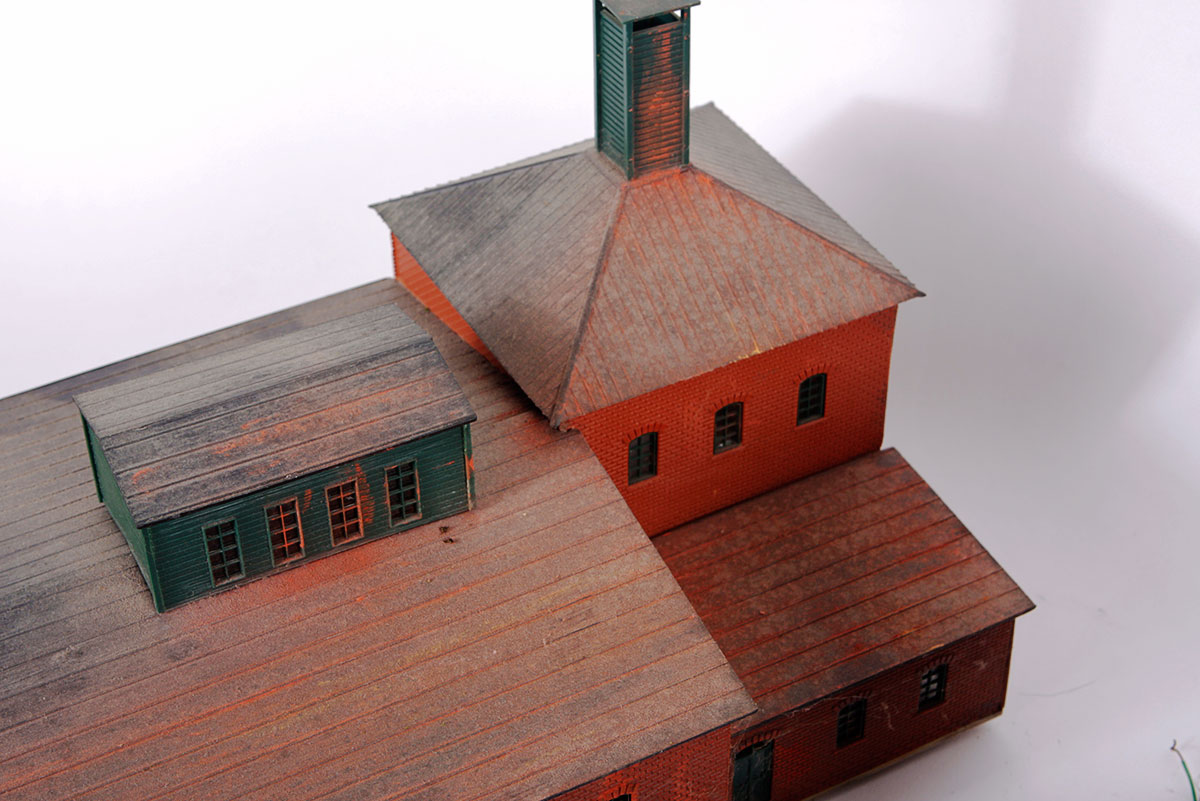 Collection of HO Scale Factory Buildings | EBTH