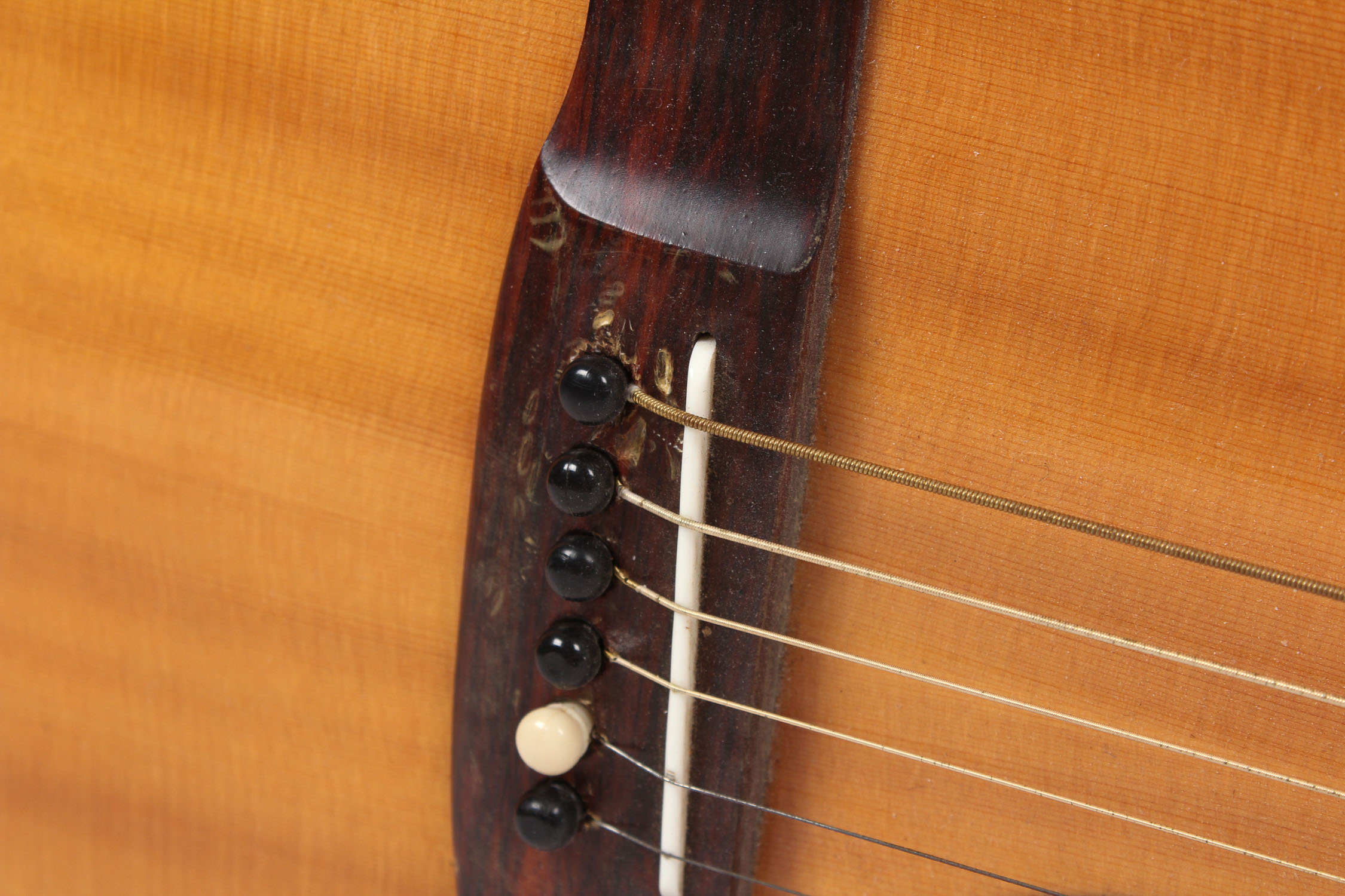 Ventura Acoustic Guitar | EBTH