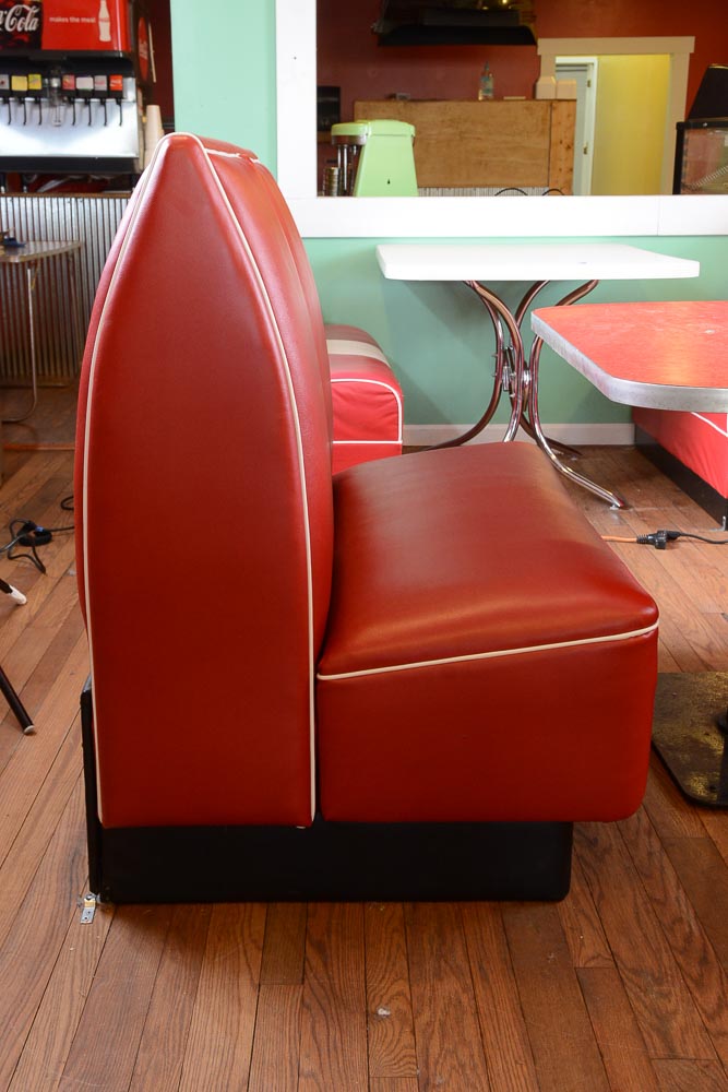Vintage Restaurant Booth With Table | EBTH