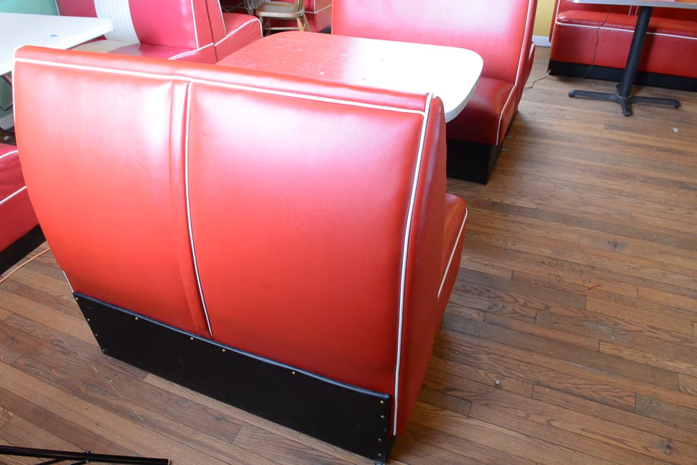 Vintage Restaurant Booth With Table | EBTH