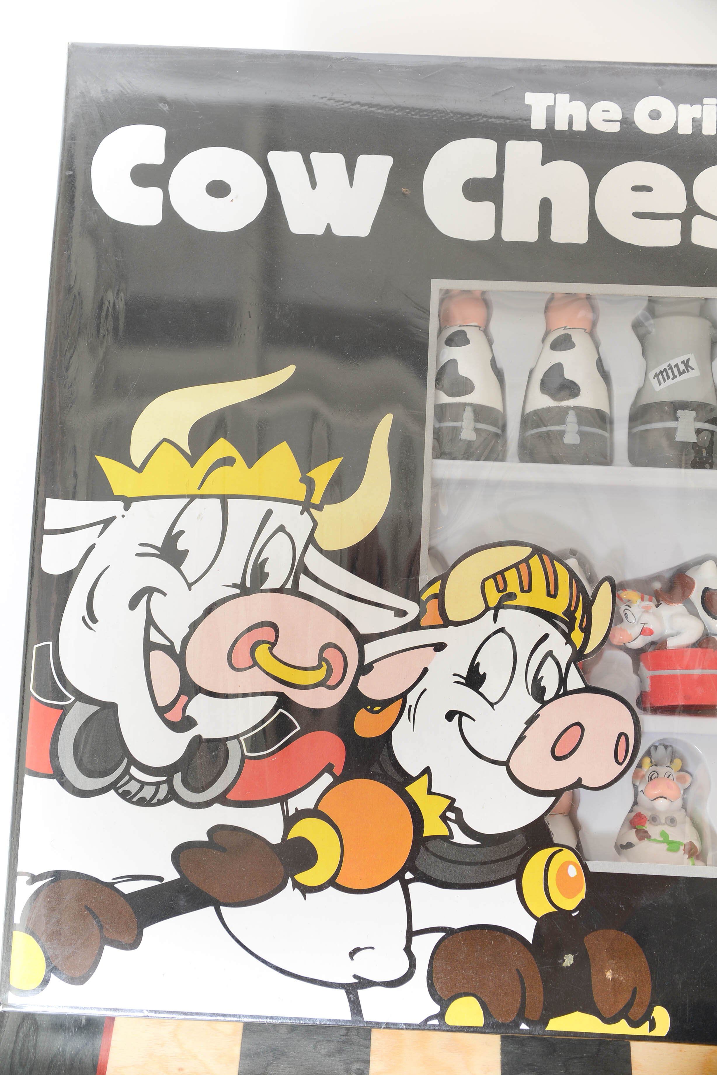 3D Cow Chess Set | EBTH