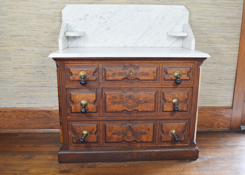Late 1800s Victorian Marble Wash Stand | EBTH