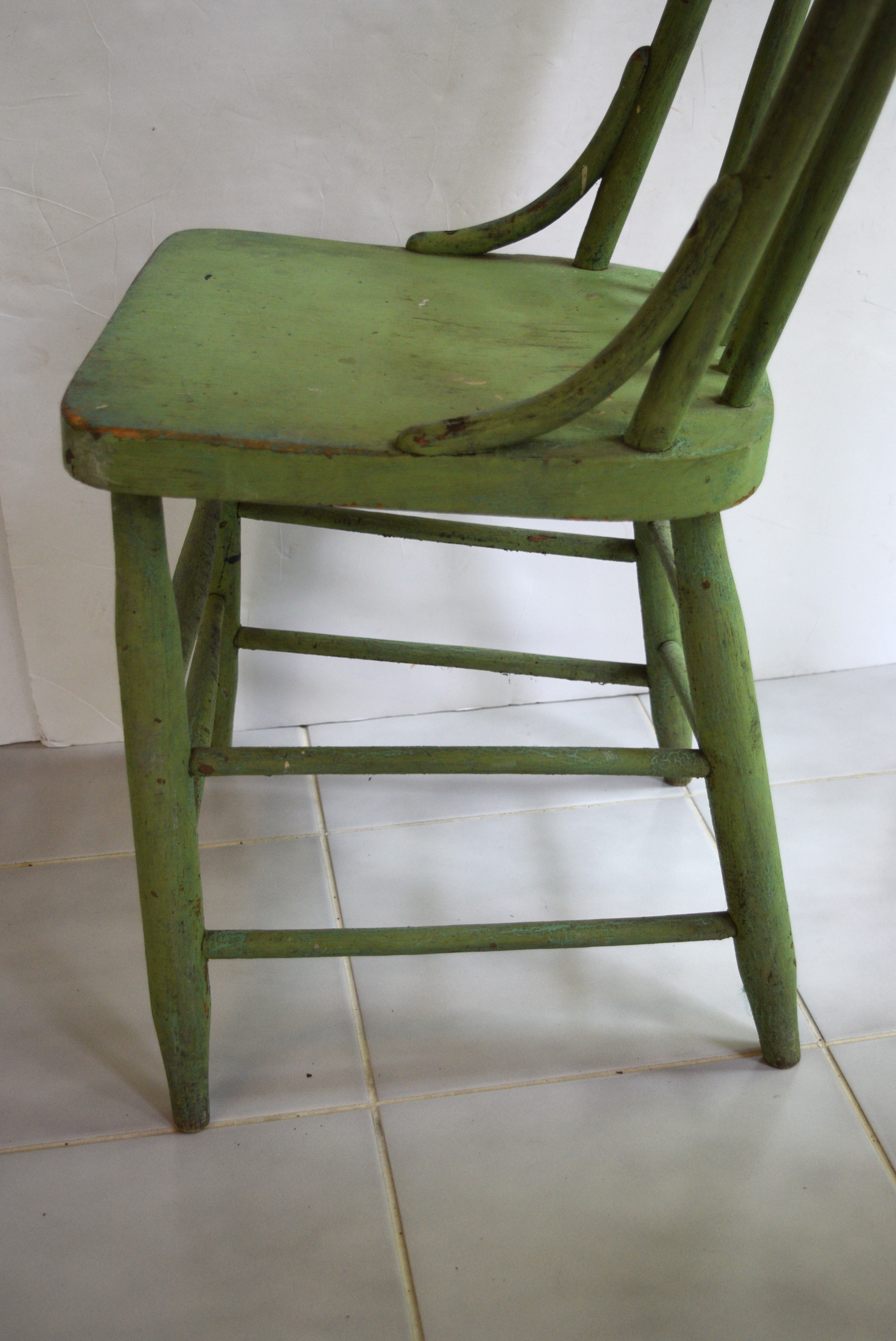 Vintage Green Wooden Chair | EBTH