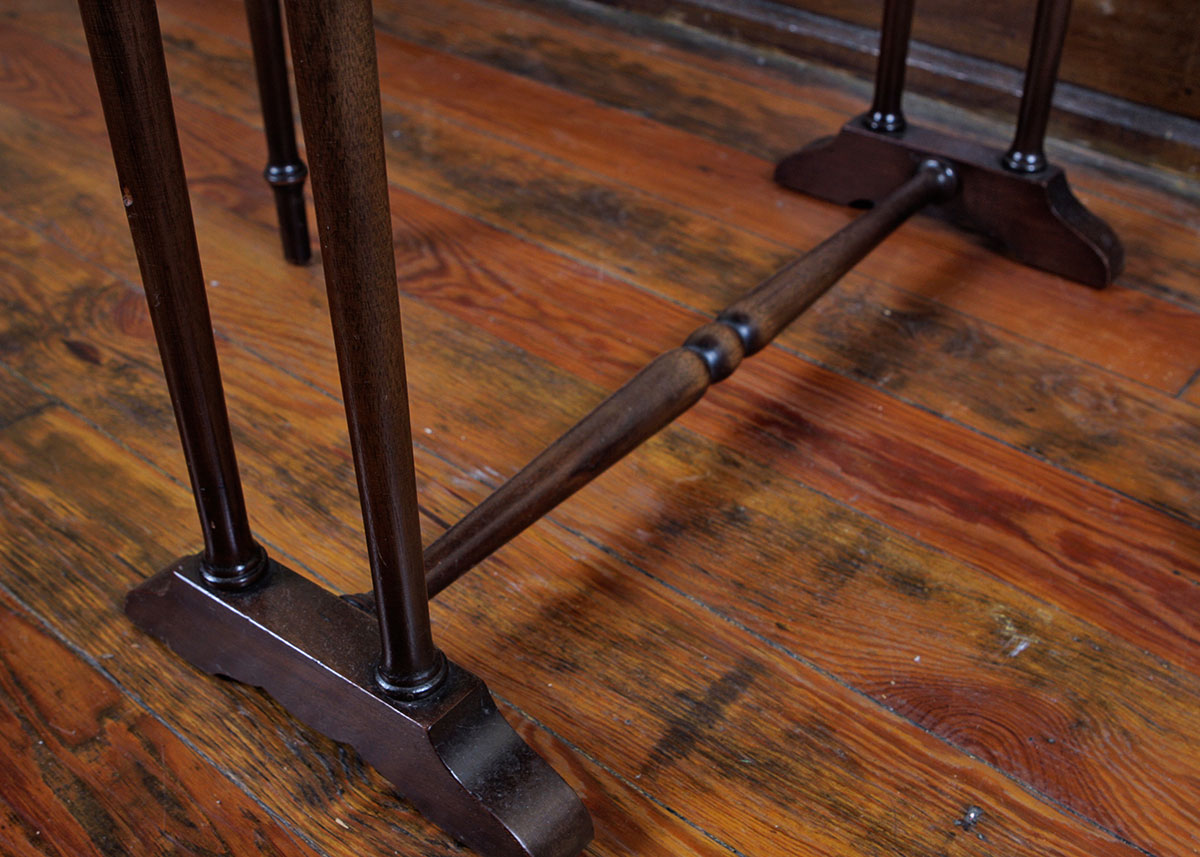 Mahogany Gate Leg Side Table | EBTH