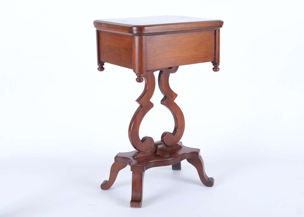 Davis Cabinet Company Walnut Side Table | EBTH