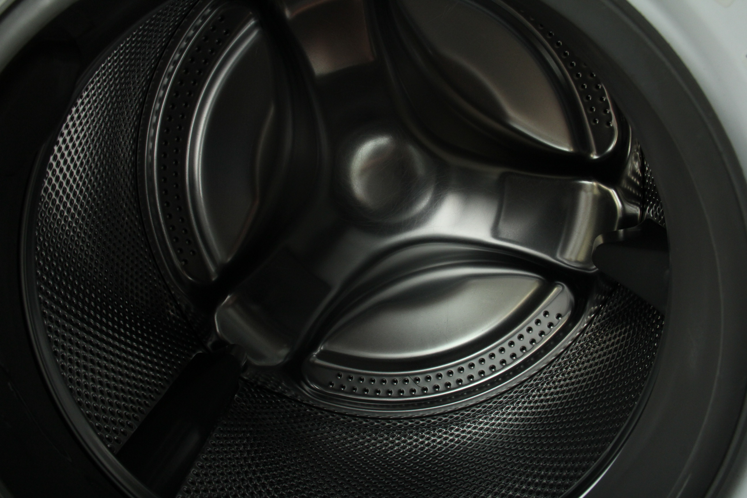 Whirlpool Duet Washing Machine | EBTH