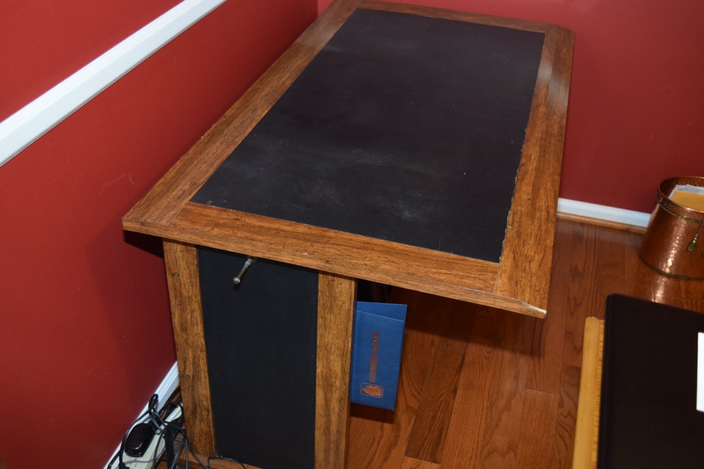 Computer Console Desk | EBTH